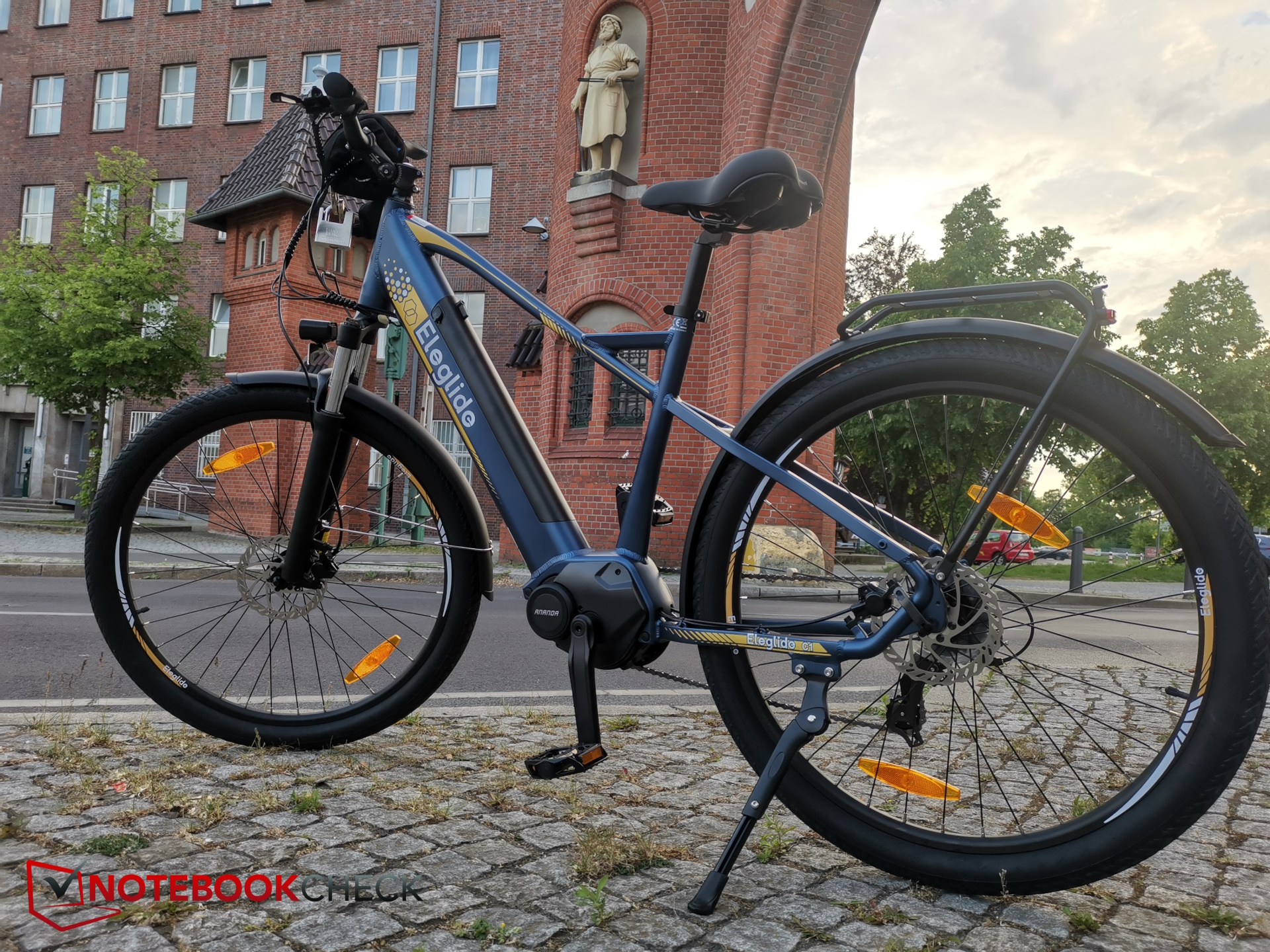 Eleglide C1 trekking e-cykel recension: 27.5-tumshjul med mittmotor och ...